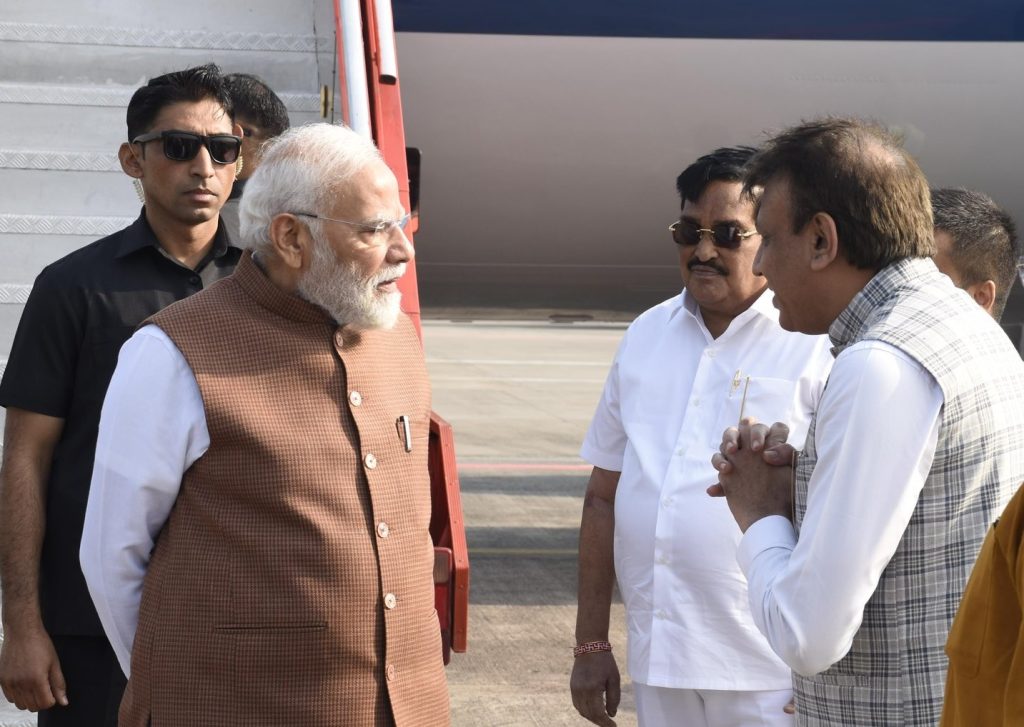 PM Narendra Modi visits under | Akashvani News
