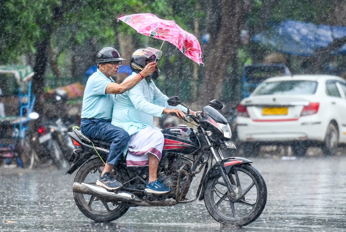 IMD issues red alert for thunderstorms, rainfall conditions over Delhi ...